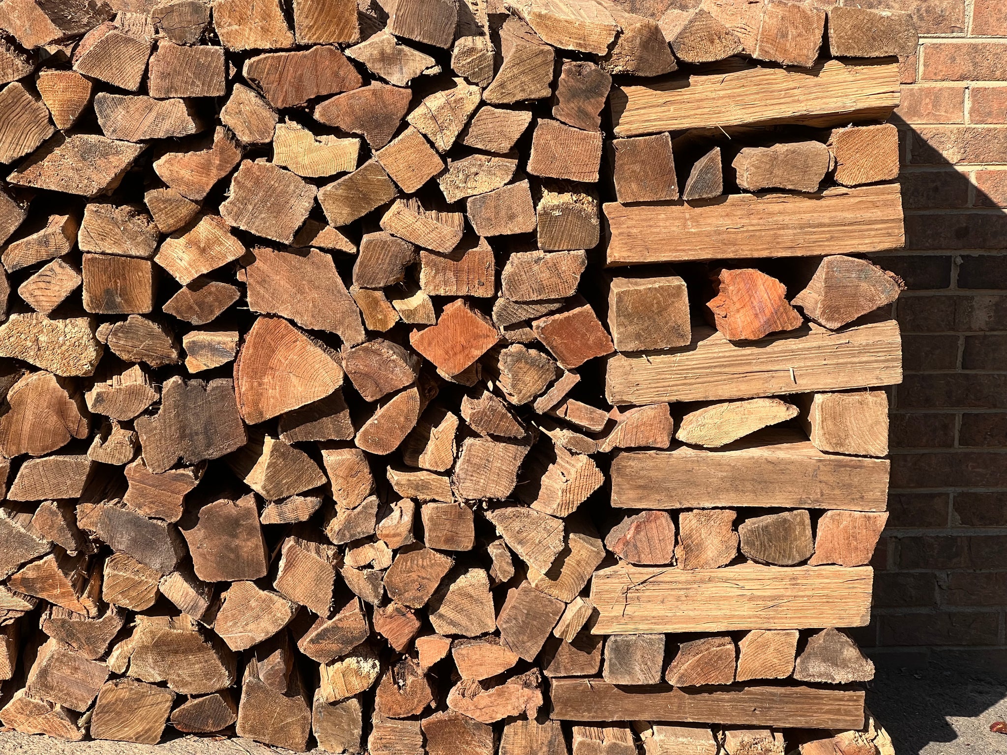 Kiln-Dried Mix Hardwood Firewood – DMV Firewood